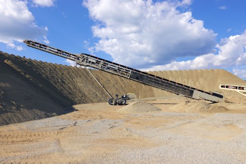 Superior Telestacker - CONVEYORS - Aggregate Designs Corp.